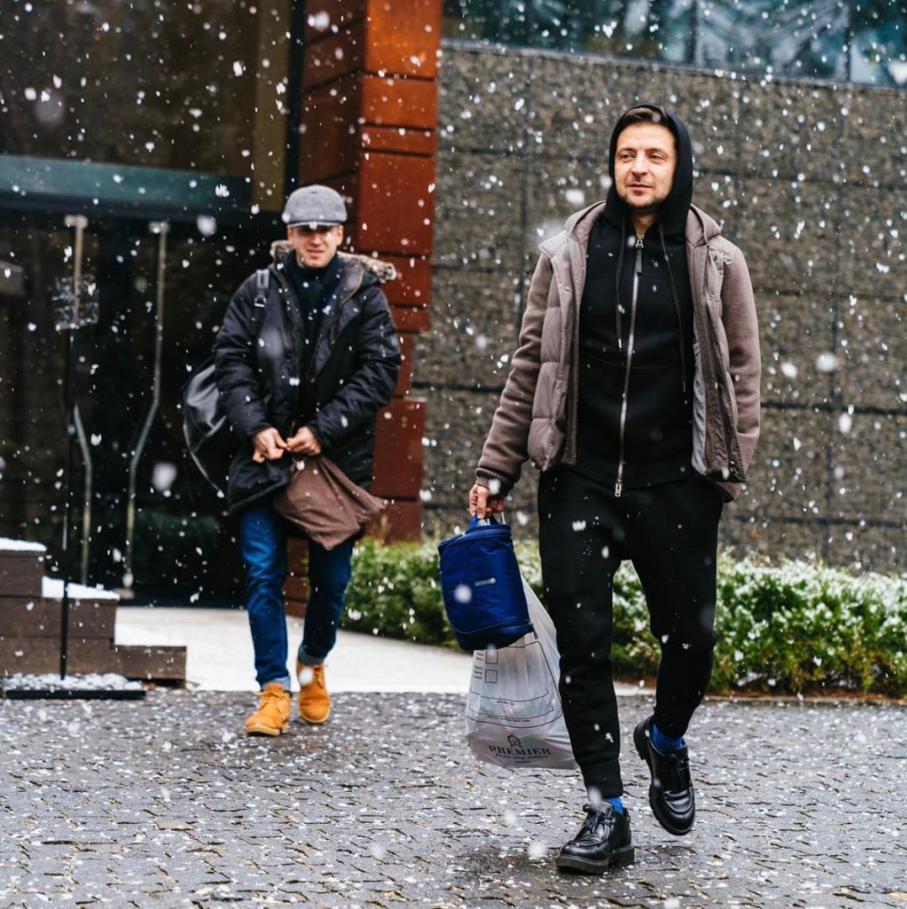 'Ze style' and fashion mistakes: how the elected president of Ukraine ...