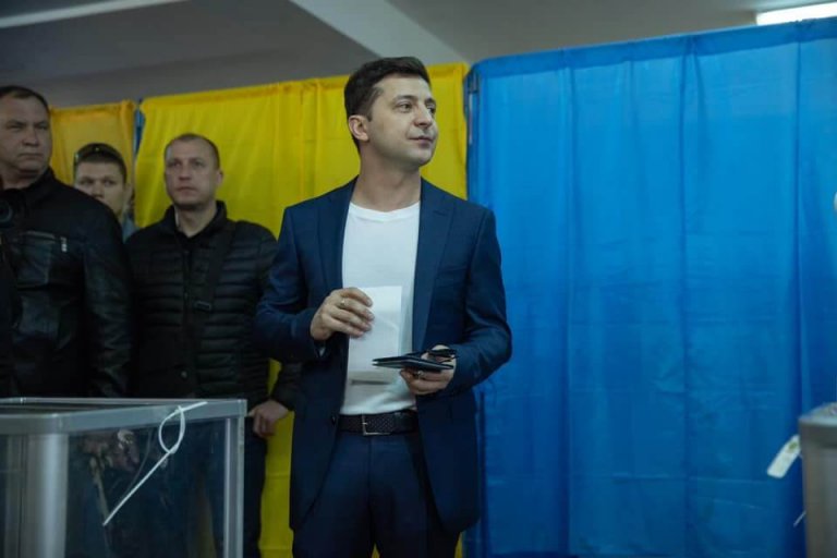 'Ze style' and fashion mistakes: how the elected president of Ukraine ...