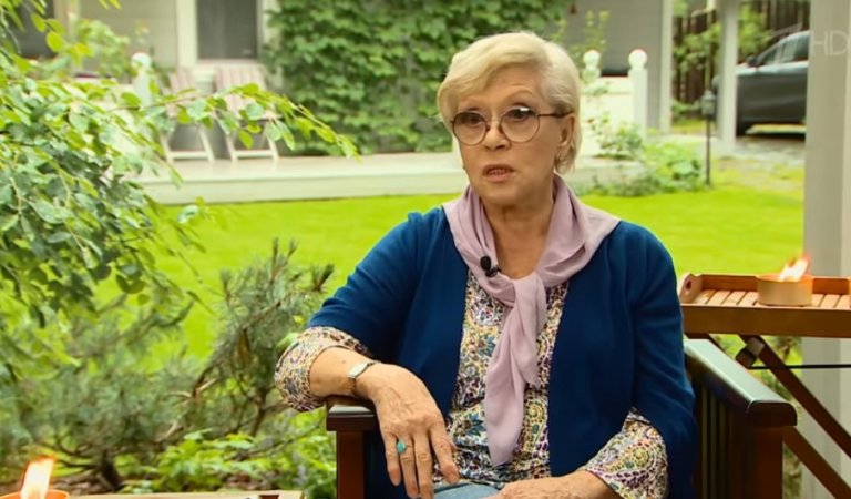 No regrets or grievances: Alice Freundlich's three 'office romances ...